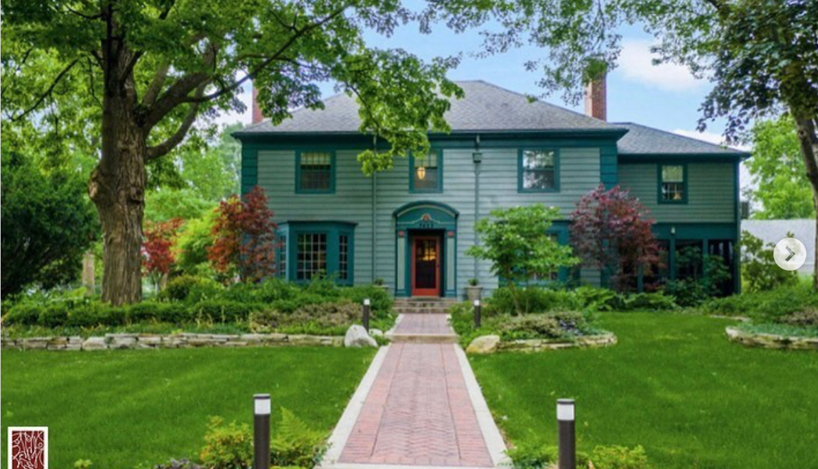 The Color People | Arts & Crafts Homes Online