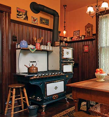 The All-Important Wall Frieze | Arts & Crafts Homes Online